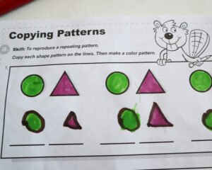 Patterns in kindergarten | Relate Patterns With Daily Life - Mom'sEquation